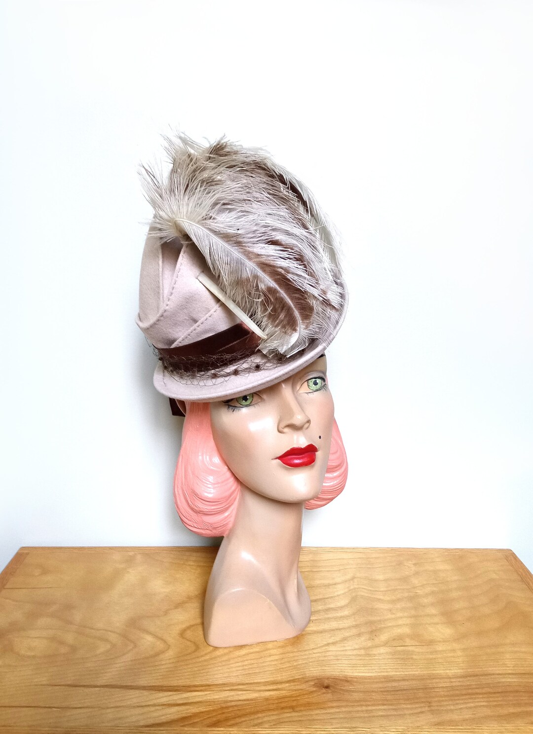 Vintage 1940's Asymmetrical Tilt Topper Hat W/plumes~ Caspar Davis - Etsy