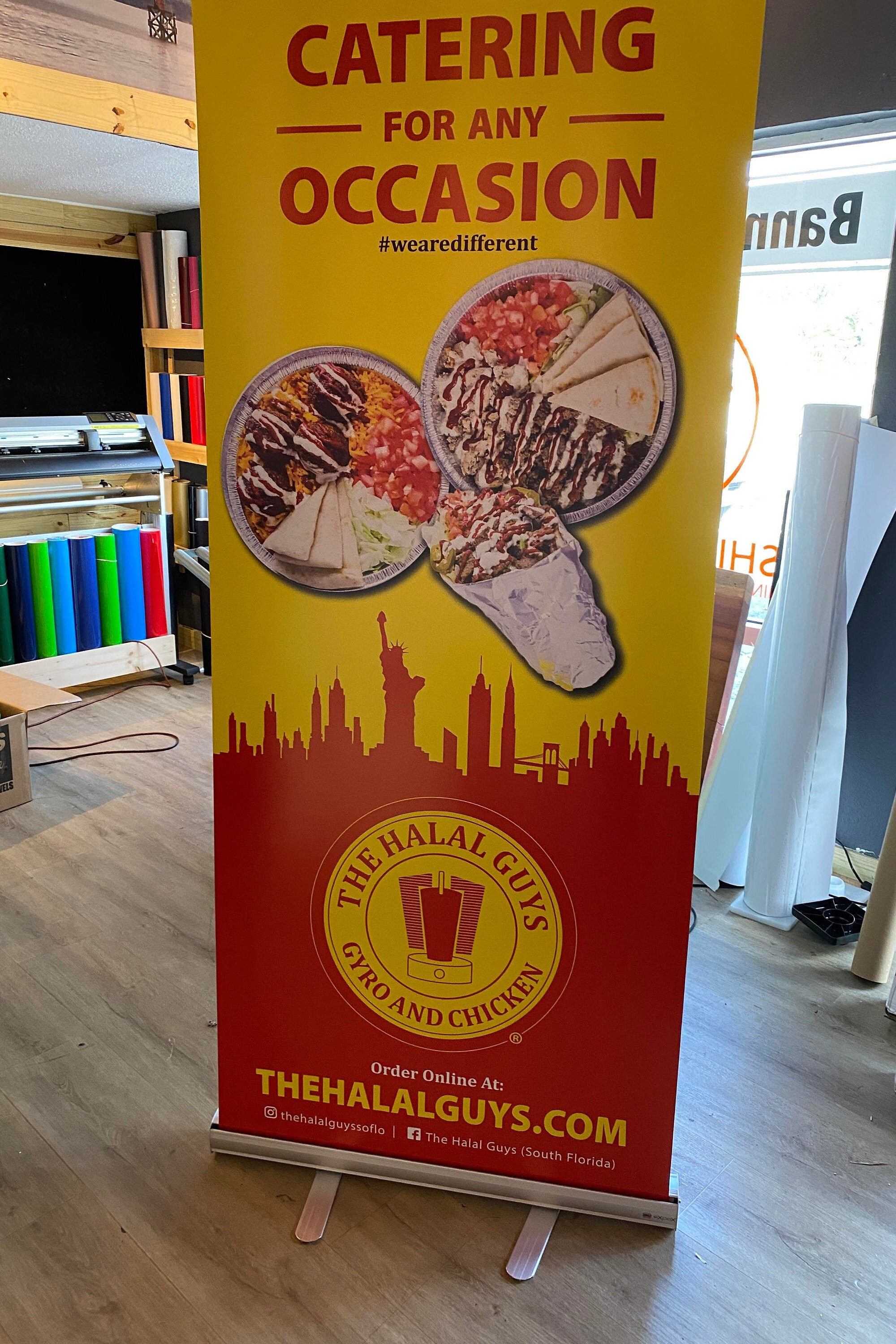 Retractable Banner Stand, Deluxe Roll up Stand, Print Banner Stand ...