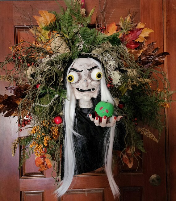 Posion Apple Wreath - Etsy