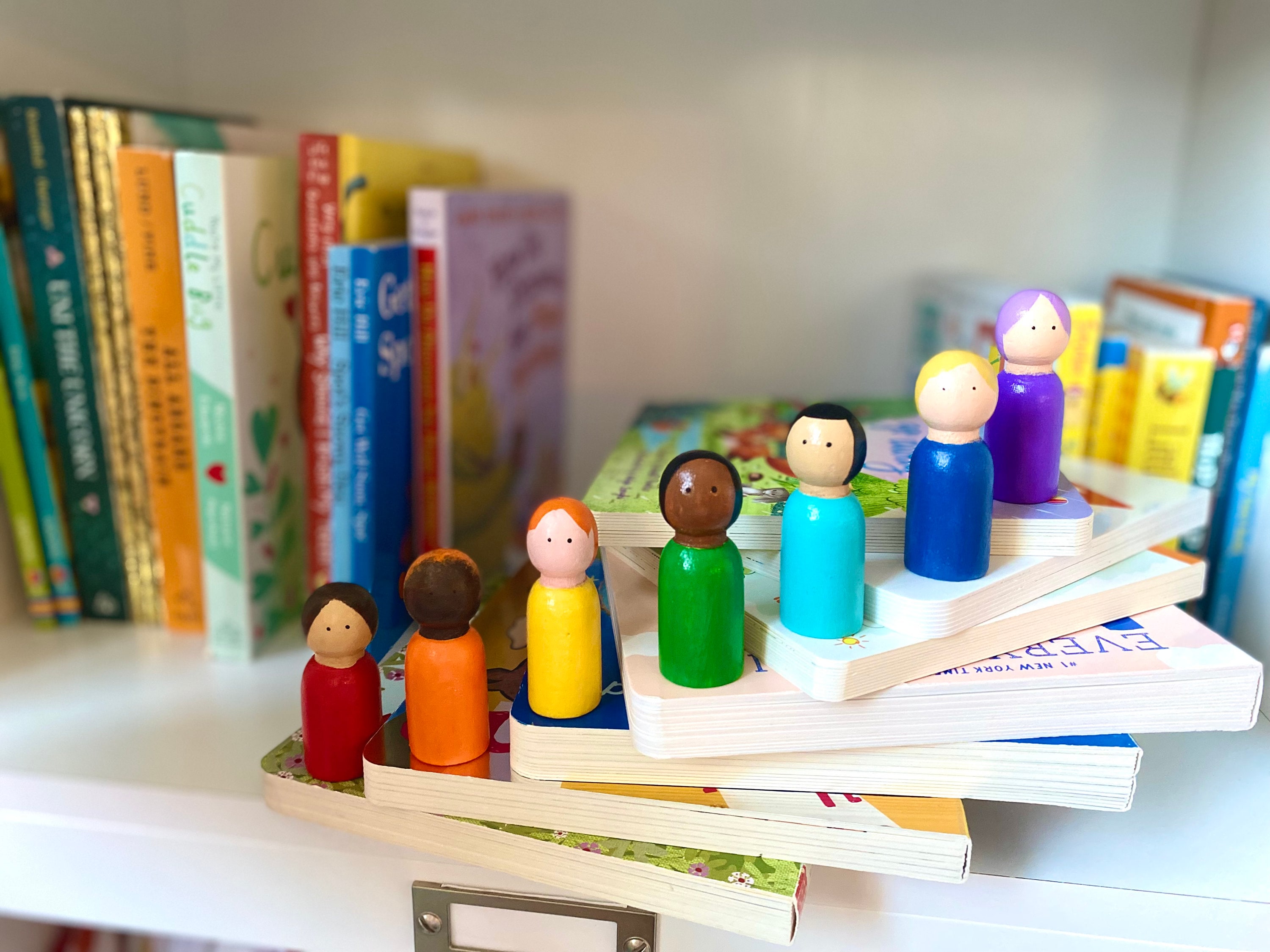 Pipsqueak Pals - Set of 8 - Peg People - 2 3/8" - Sensory Manipulative ...