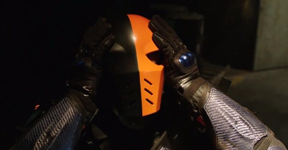 Deathstroke Helmet Arrow