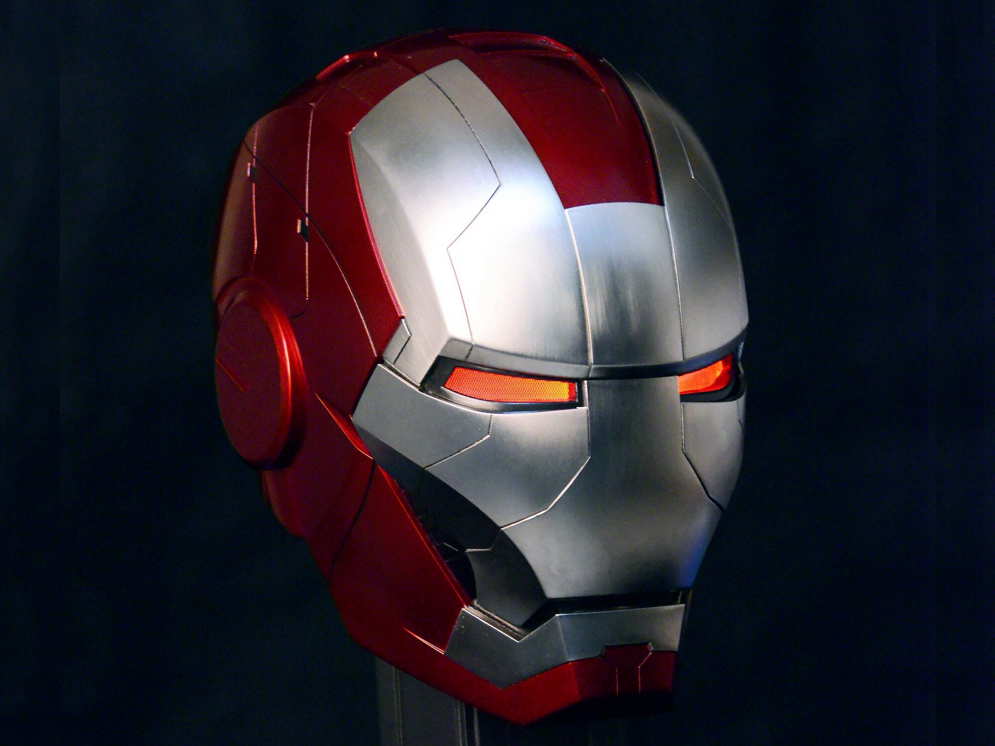 Iron Man Helmet Electronic Iron Man Full Head Helmet LED Light Up Iron 