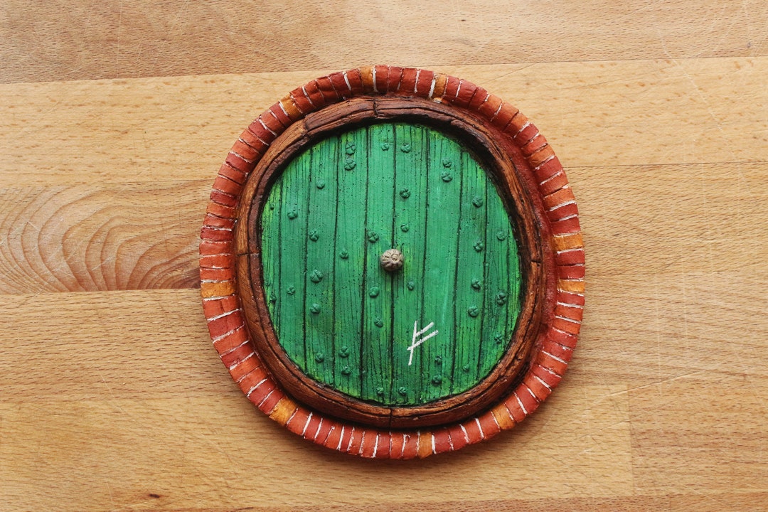 Bilbo Baggins the Hobbit Door Mural Sculpture - Etsy