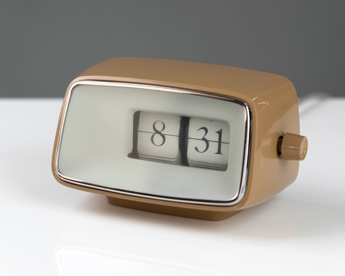 Rare Flip Clock by Copal Model Caslon 201 Type 24-hr Cognac - Etsy