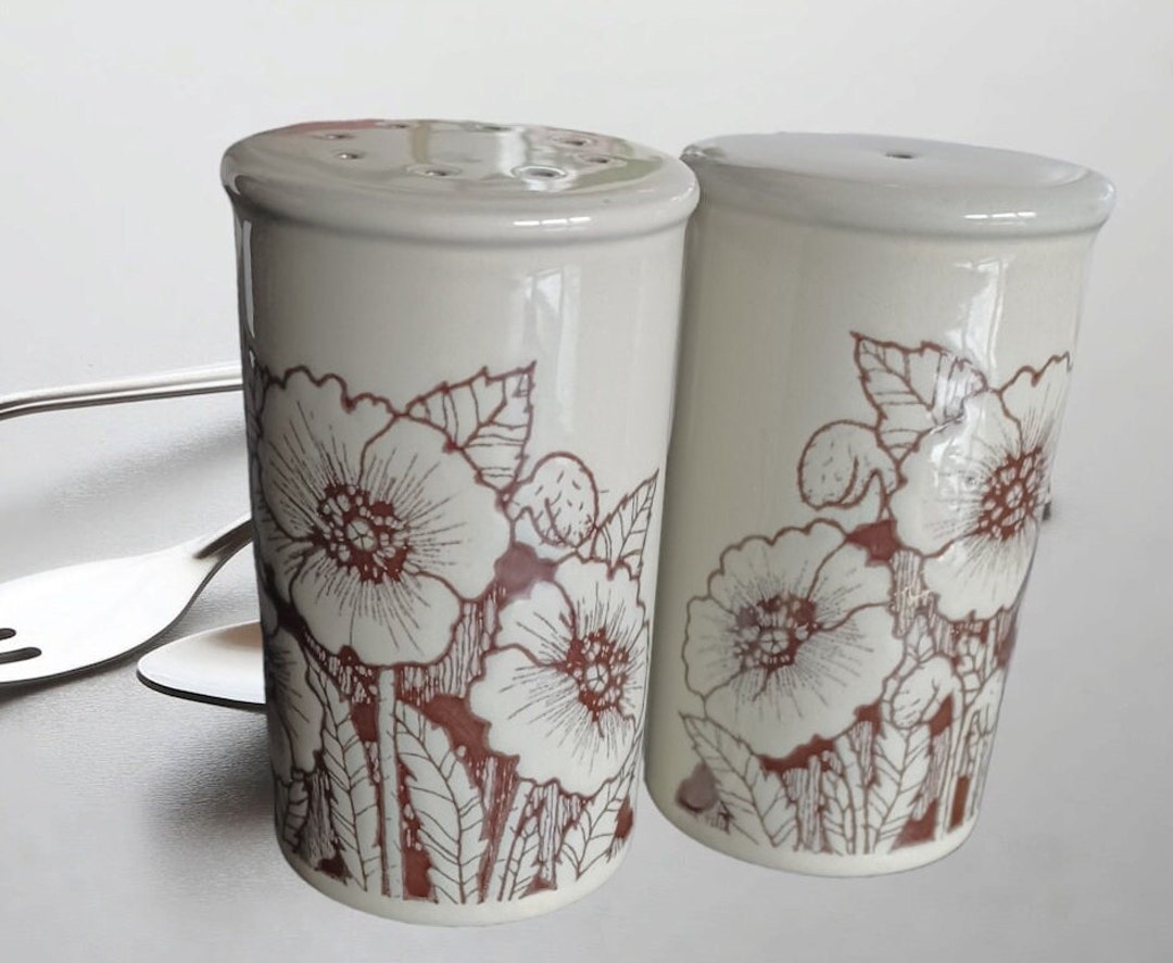 Hornsea Pottery Salt and Pepper Pot Cornrose Pattern - Etsy