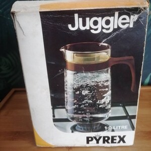 Pyrex Juggler Pyrex Glass Jug 1 Litre - Etsy