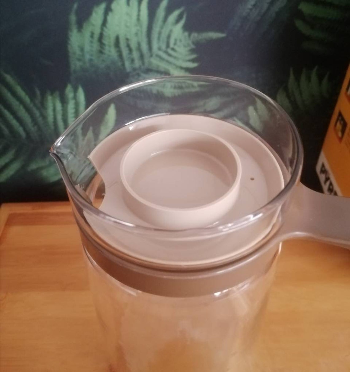 Pyrex Juggler Pyrex Glass Jug 1 Litre - Etsy