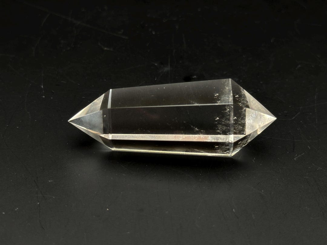Clear Quartz Crystal, 6 Sided Vogel Style, Crystal Point, Metaphysical ...