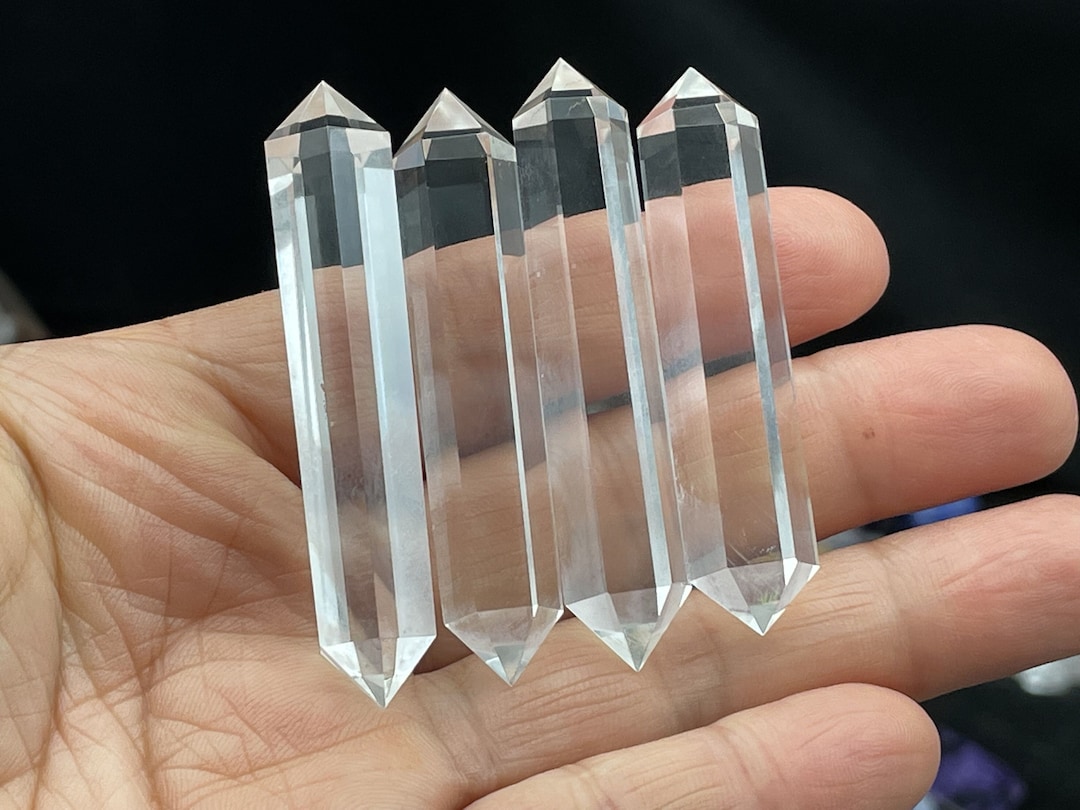 Clear Quartz Crystal ,6 Sided Crystal Point,metaphysical Crystal - Etsy