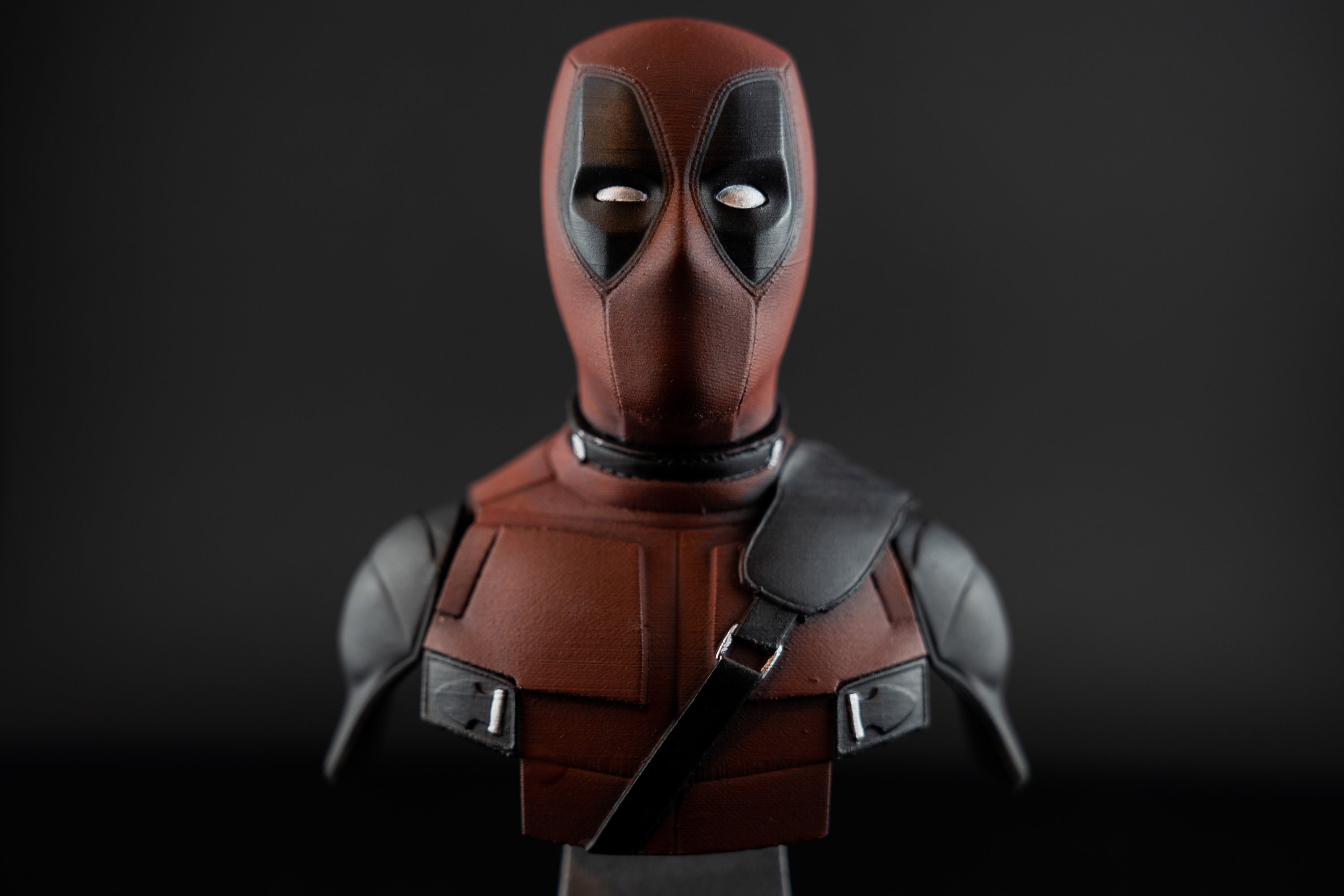 3D Printed and Hand Painted Deadpool Buste - Etsy