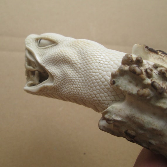 Art Objects Sculpture Snake Skull Carved Antler Handle Deer Horn Bali ...