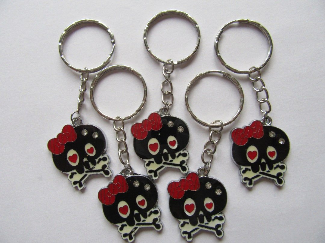 Monster High Set of 5 Black Skull Keyrings Keychains Party Bag Fillers ...