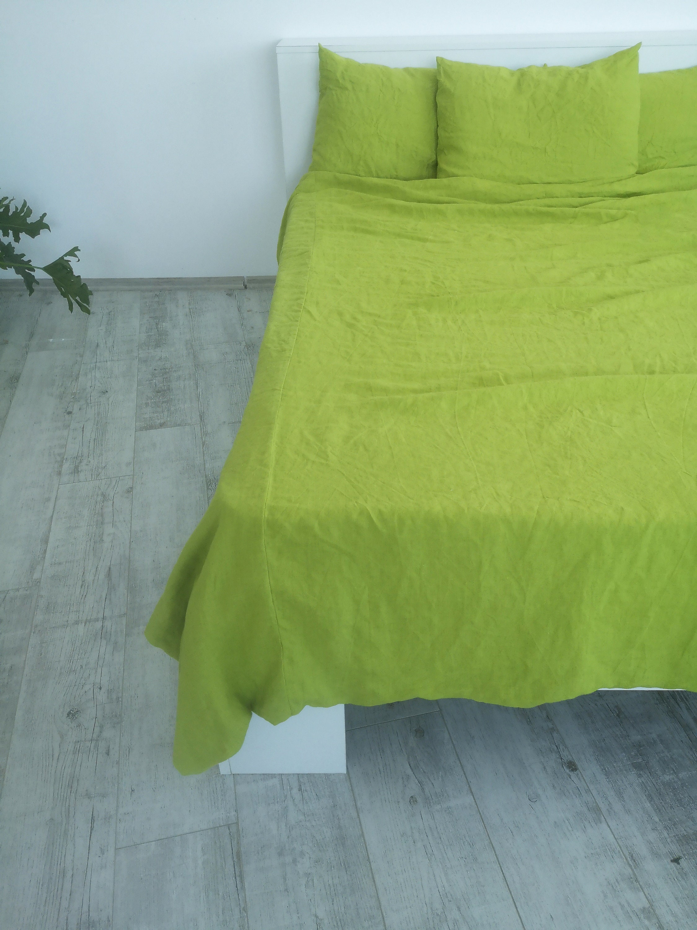 Chartreuse Green Linen Sheet Set / 1 Flat Sheet 1 Fitted - Etsy