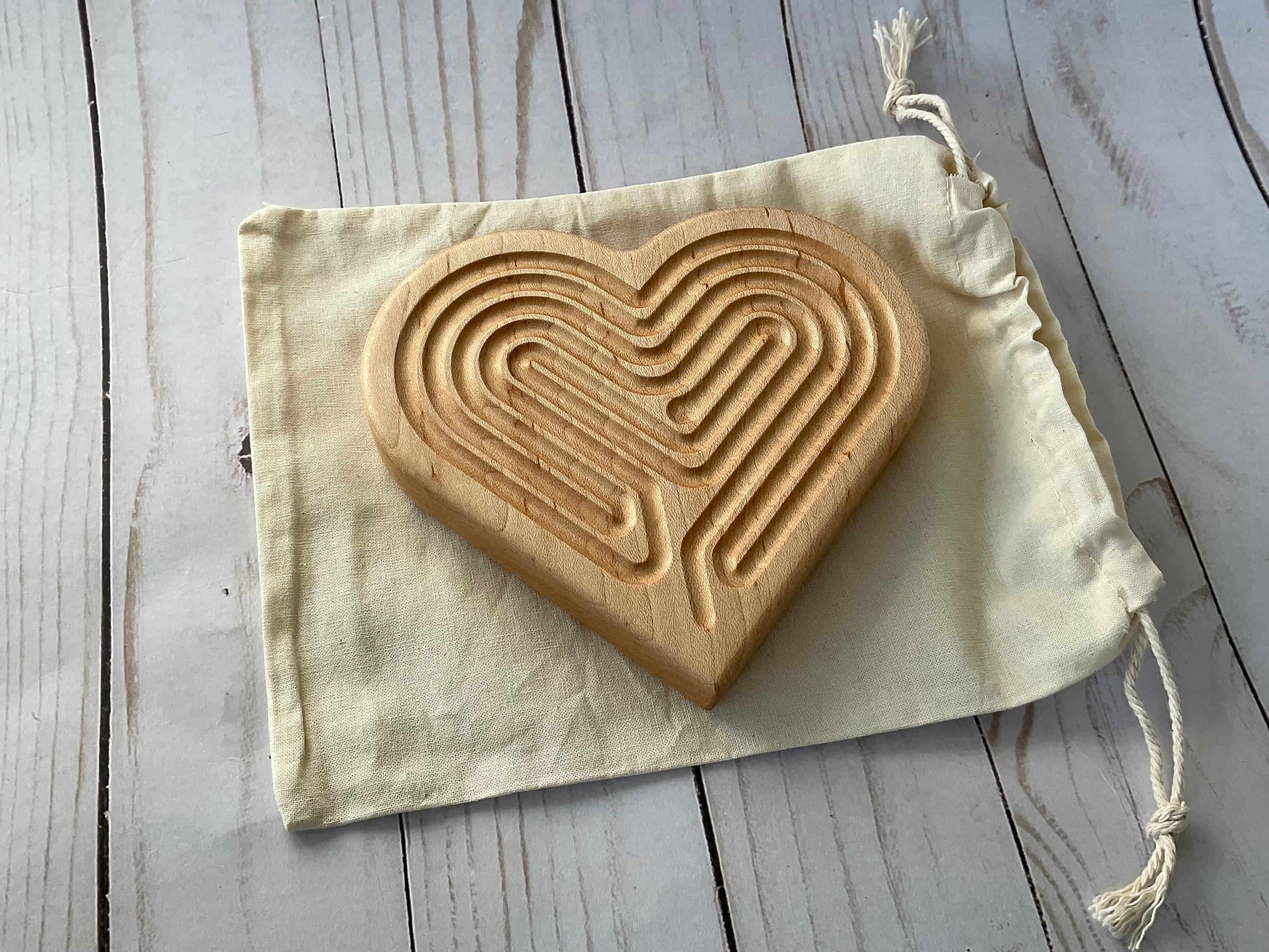 Small Heart Finger Labyrinth - Maple Wood Meditation Labyrinth | Hand ...