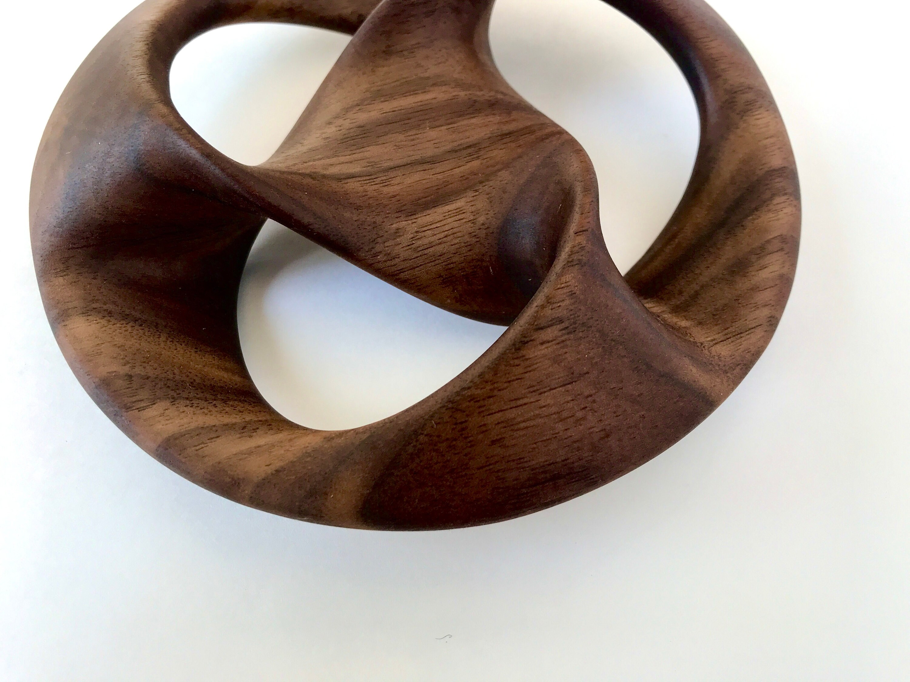 Triquetra 8 Wood Carving Trefoil Math Sculpture - Etsy