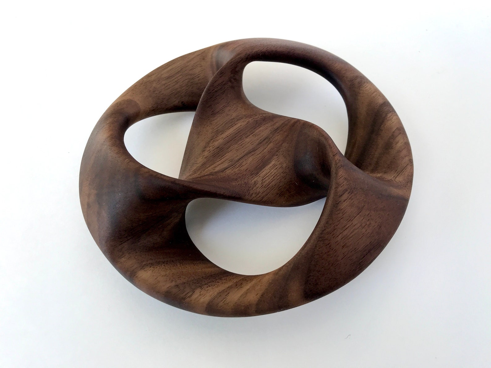Triquetra Mobius Strip-like Wood Carving Trefoil Math - Etsy
