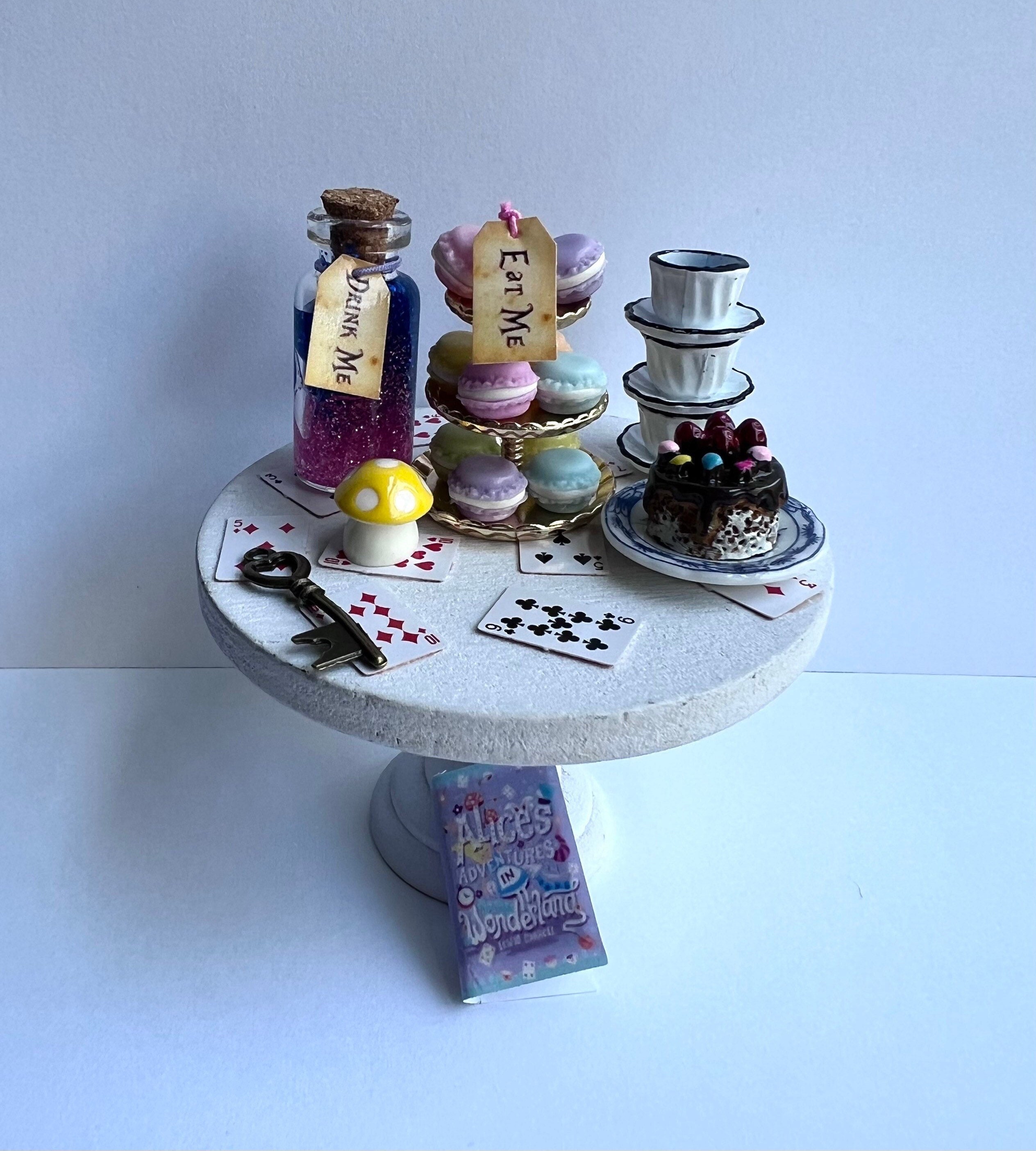 Alice in Wonderland Miniatures Set - Etsy