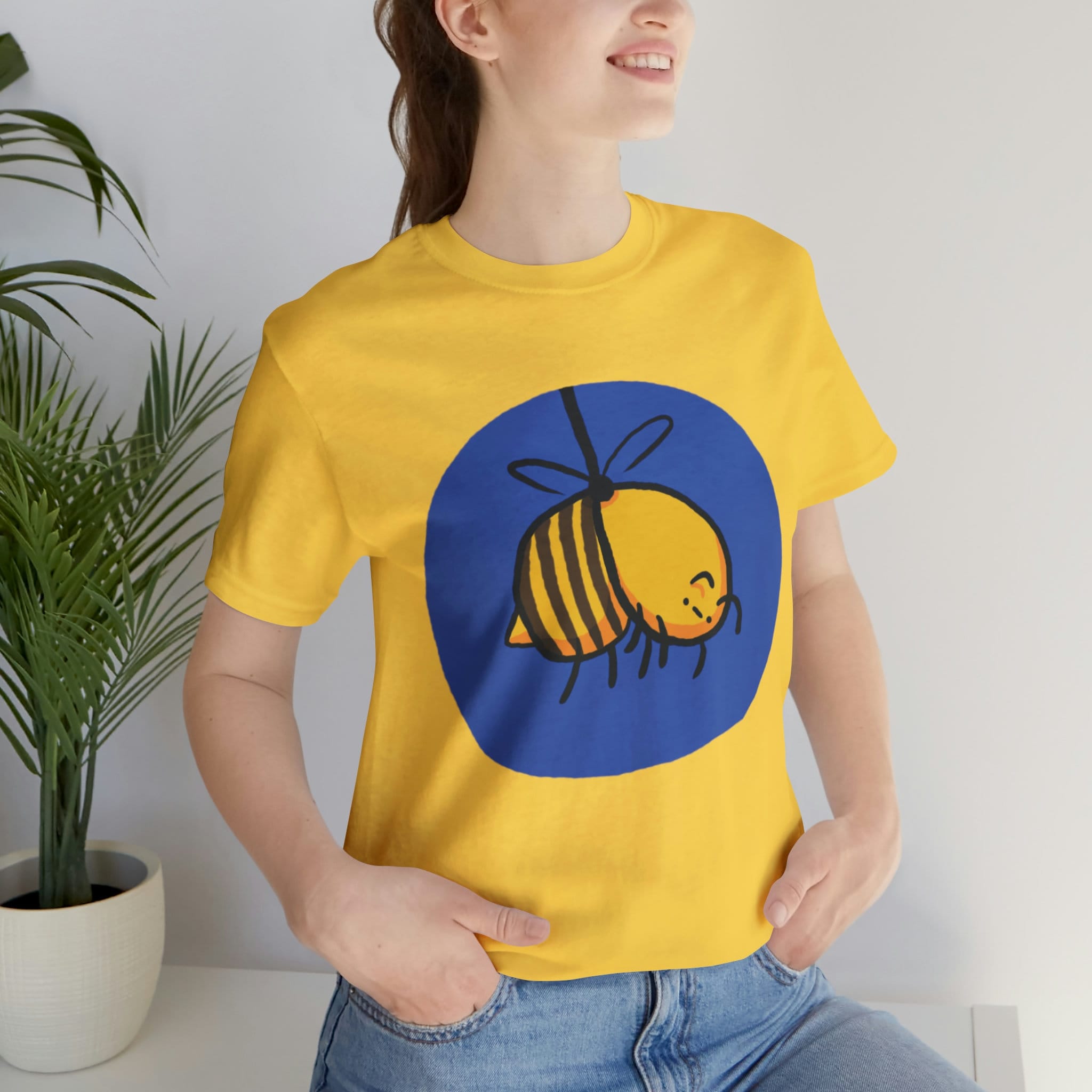 Bee T-shirt, Bee Graphic Tee, Honeybee T-shirt, Gifts for Nature Lovers - Etsy