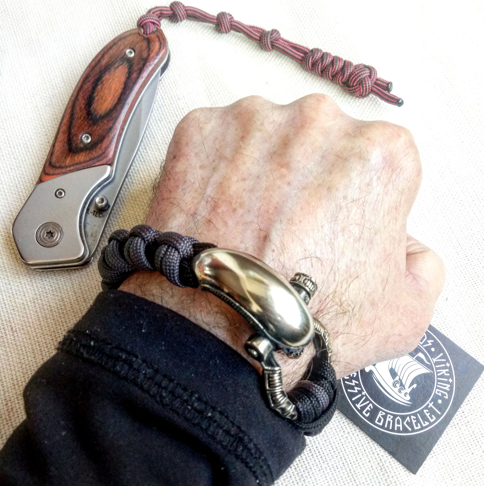 Paracord Bracelet alien. Celtic Knot and Parachute - Etsy