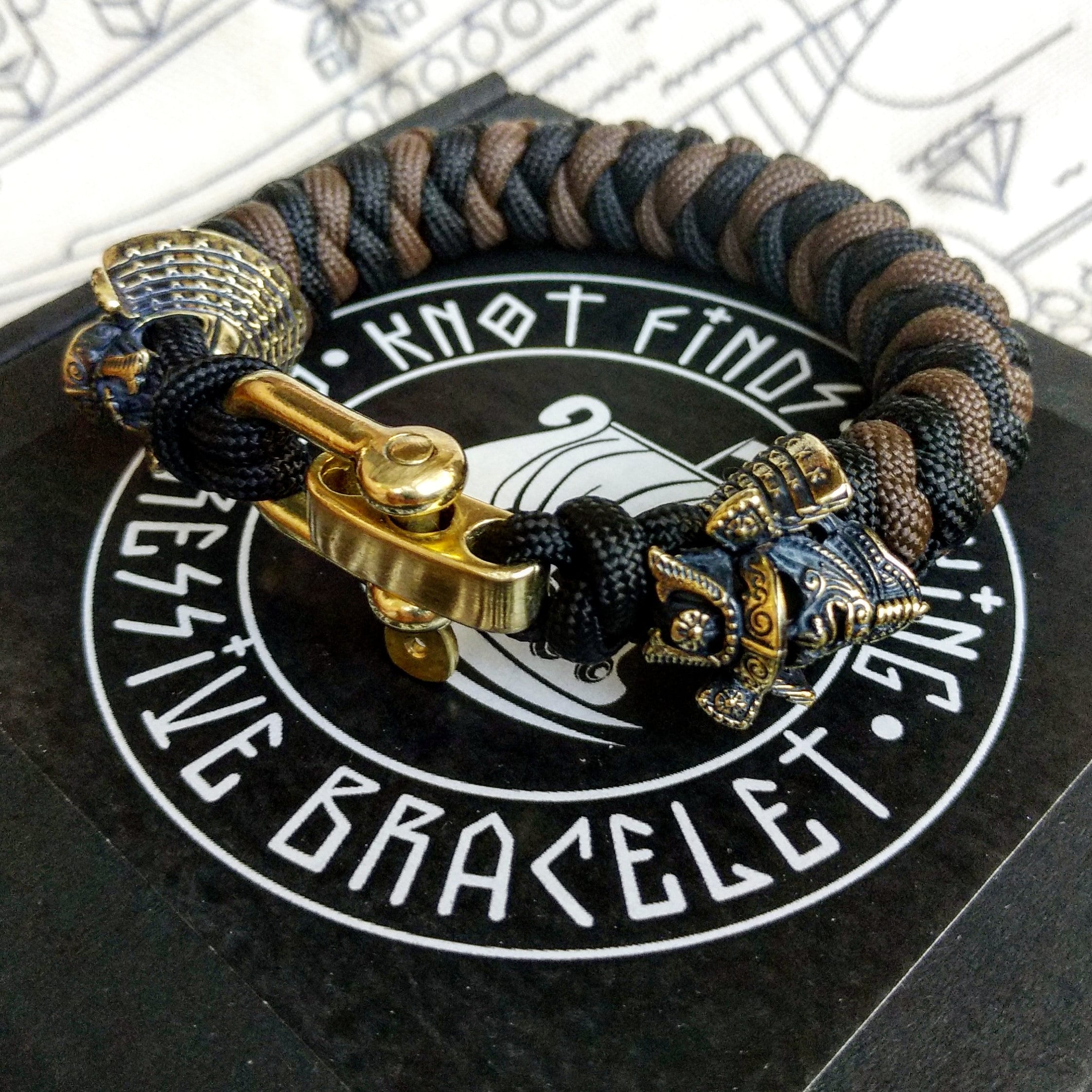 Custom Bracelet samurai Made of Paracord and - Etsy