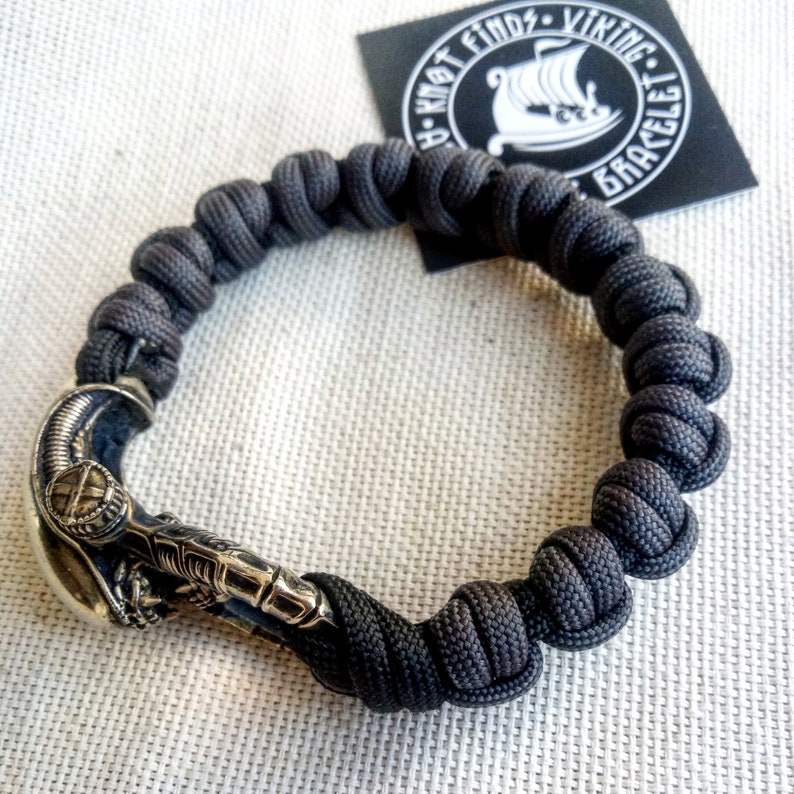 Paracord Bracelet alien. Celtic Knot and Parachute - Etsy