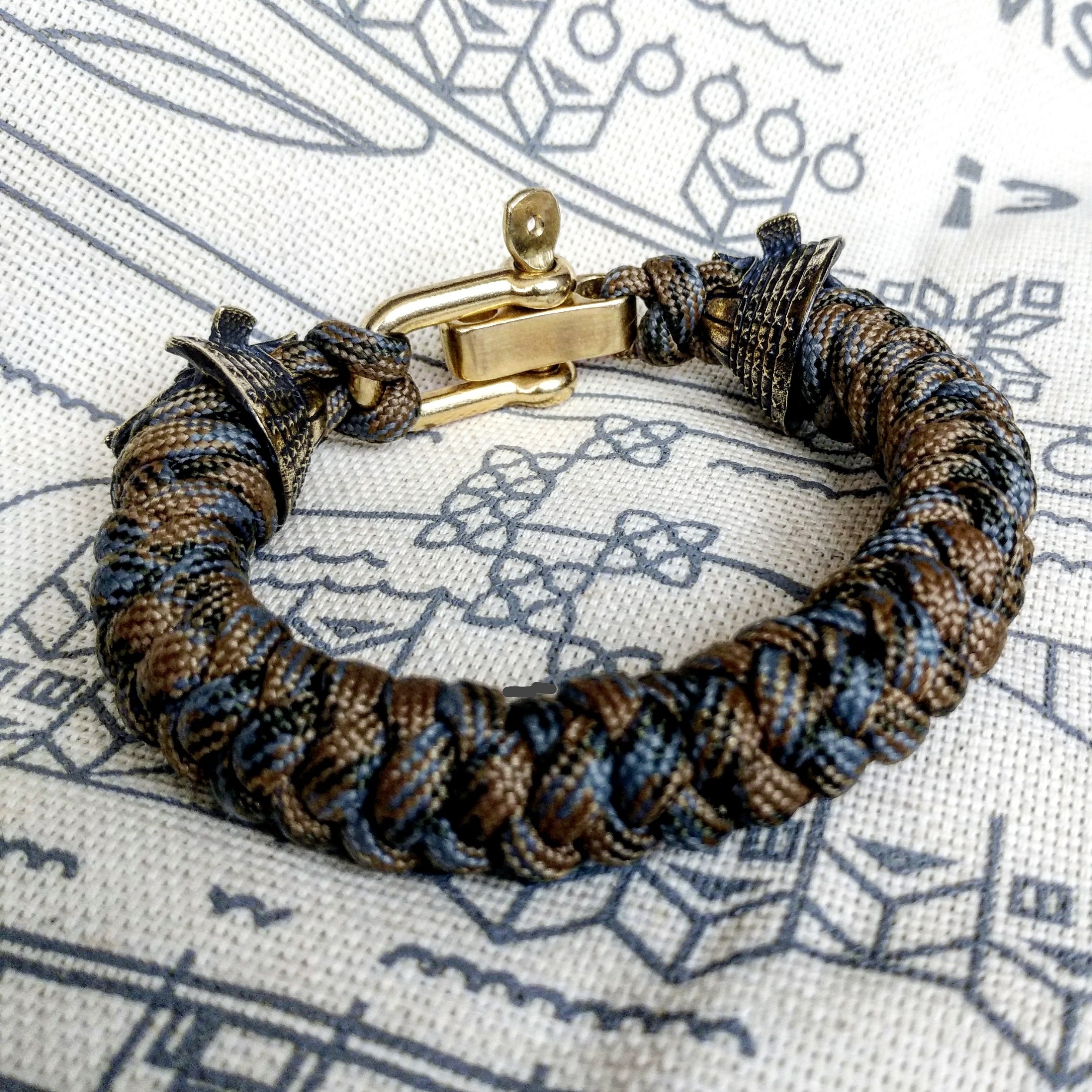 Custom Bracelet samurai Made of Paracord and | Etsy