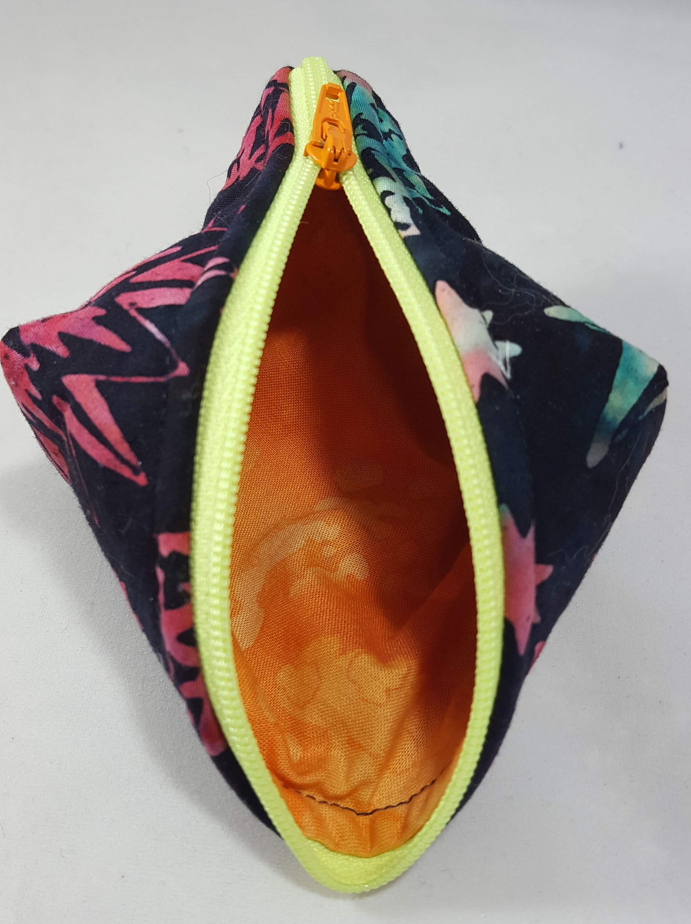 Raggity Pod the Batik: Sweetpea Pod, Coin Purse, Tiny Pouch, Notions ...