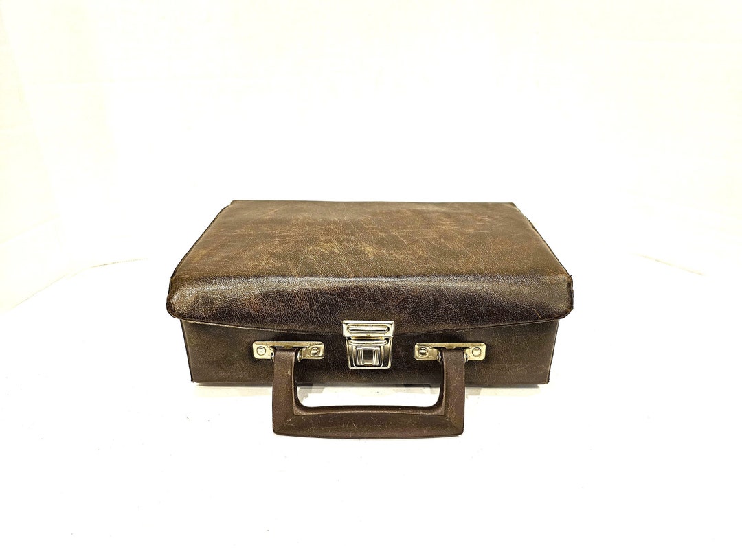 Vintage Audio Cassette Tape Case Holds 12 Retro Brown With Latch - Etsy