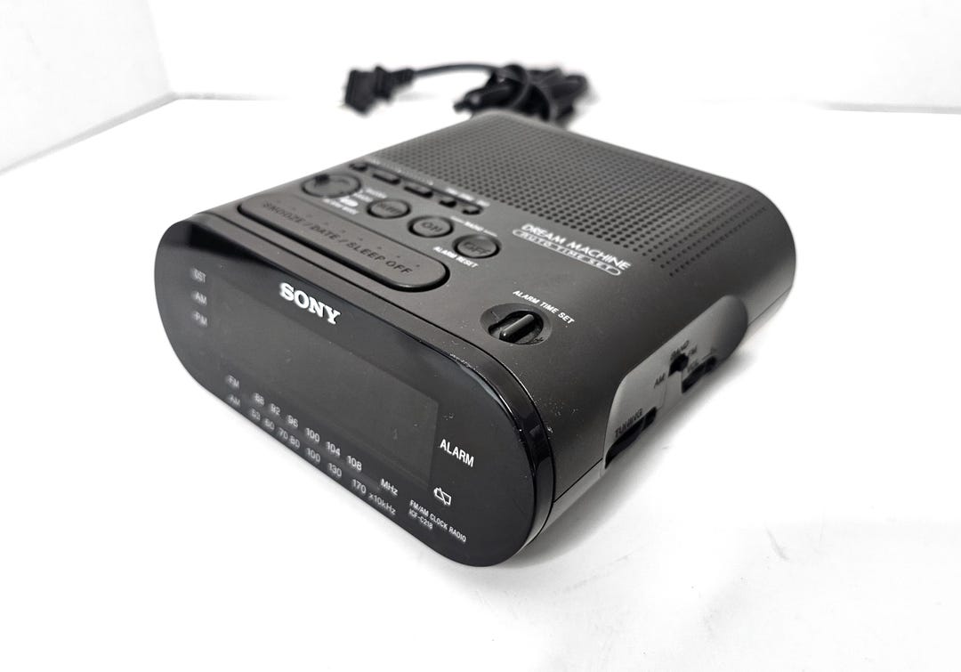 Sony Dream Machine Digital Alarm Clock Am Fm Radio Vintage Green LED ...