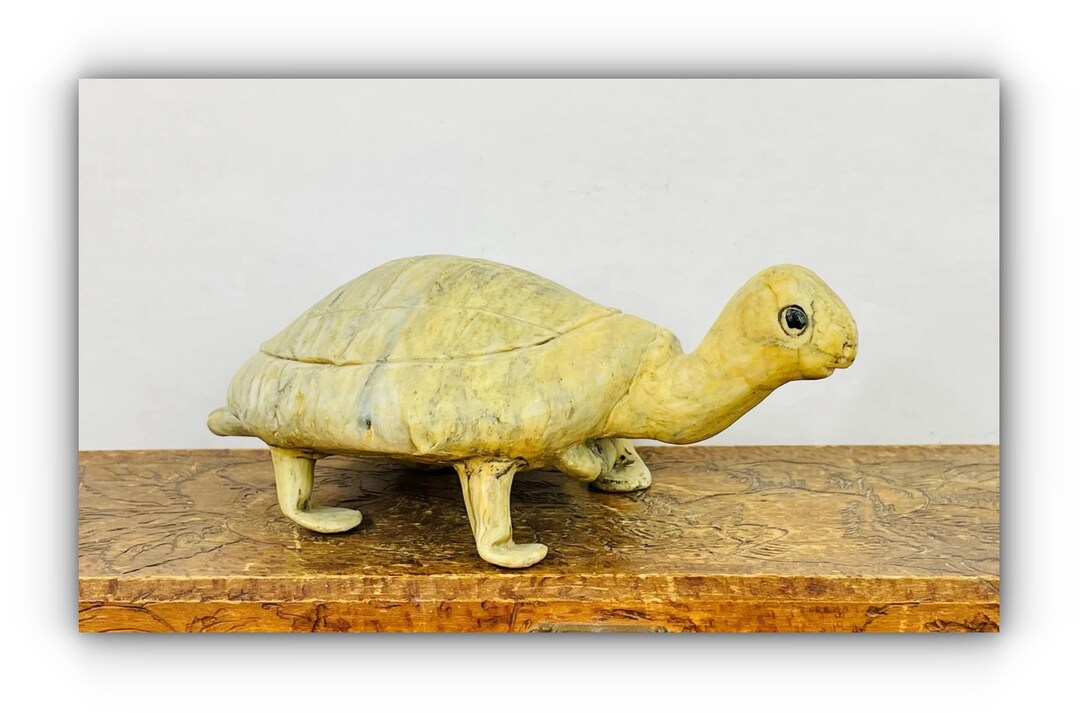 Crushed Oyster Shell Turtle Sculpture/figurine Made by New Trends Inc ...