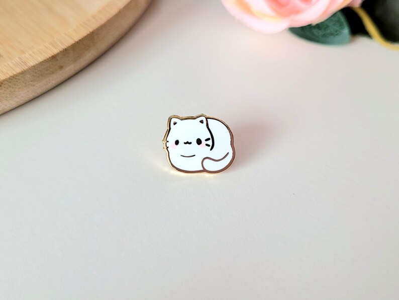 Loafing Cats 0.65" | Tiny Cats Mini Enamel Pins Cute Animal Board ...
