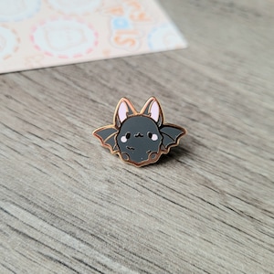 Bat 0.7" | Tiny Pals Mini Enamel Pins | Cute Animal Board Filler ...