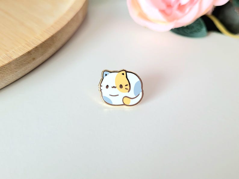 Loafing Cats 0.65" | Tiny Cats Mini Enamel Pins Cute Animal Board ...