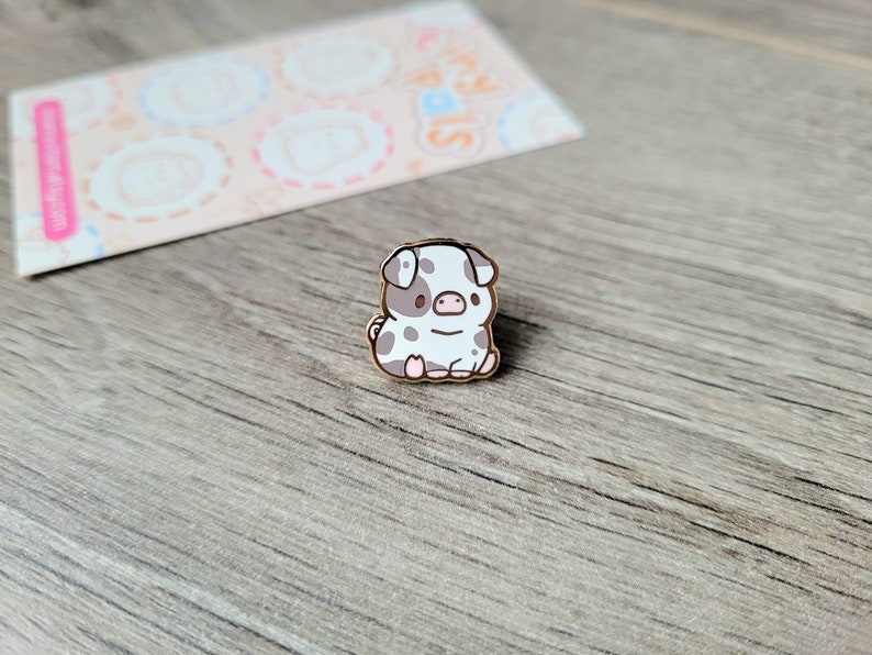 Pig 0.65" | Tiny Pals Mini Enamel Pins | Cute Animal Board Filler ...