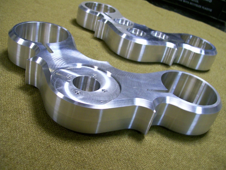 CNC Machined Custom Trees Chopper Narrow Inverted Front End Harley ...