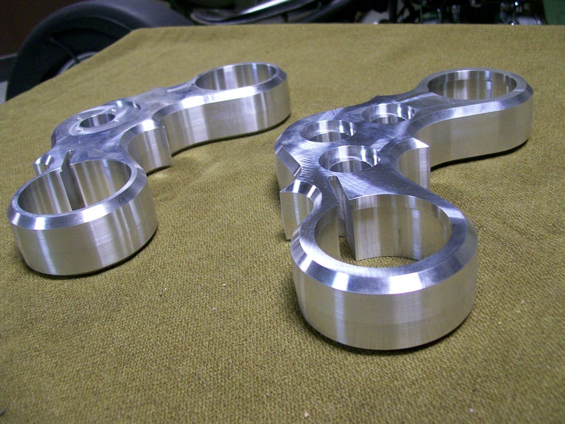 CNC Machined Custom Trees Chopper Narrow Inverted Front End Harley ...