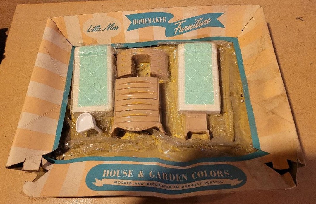 Plasco Little Miss Homemaker Bedroom in the Box - Etsy