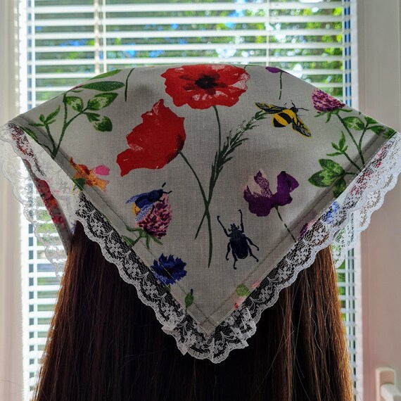 Triangle Head Scarves