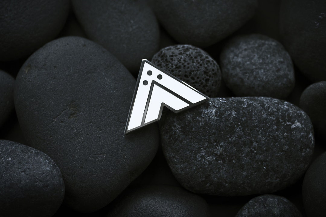 DIEVS | Modern Urban Pagan Badge | Latvian Entographic Pin - Etsy