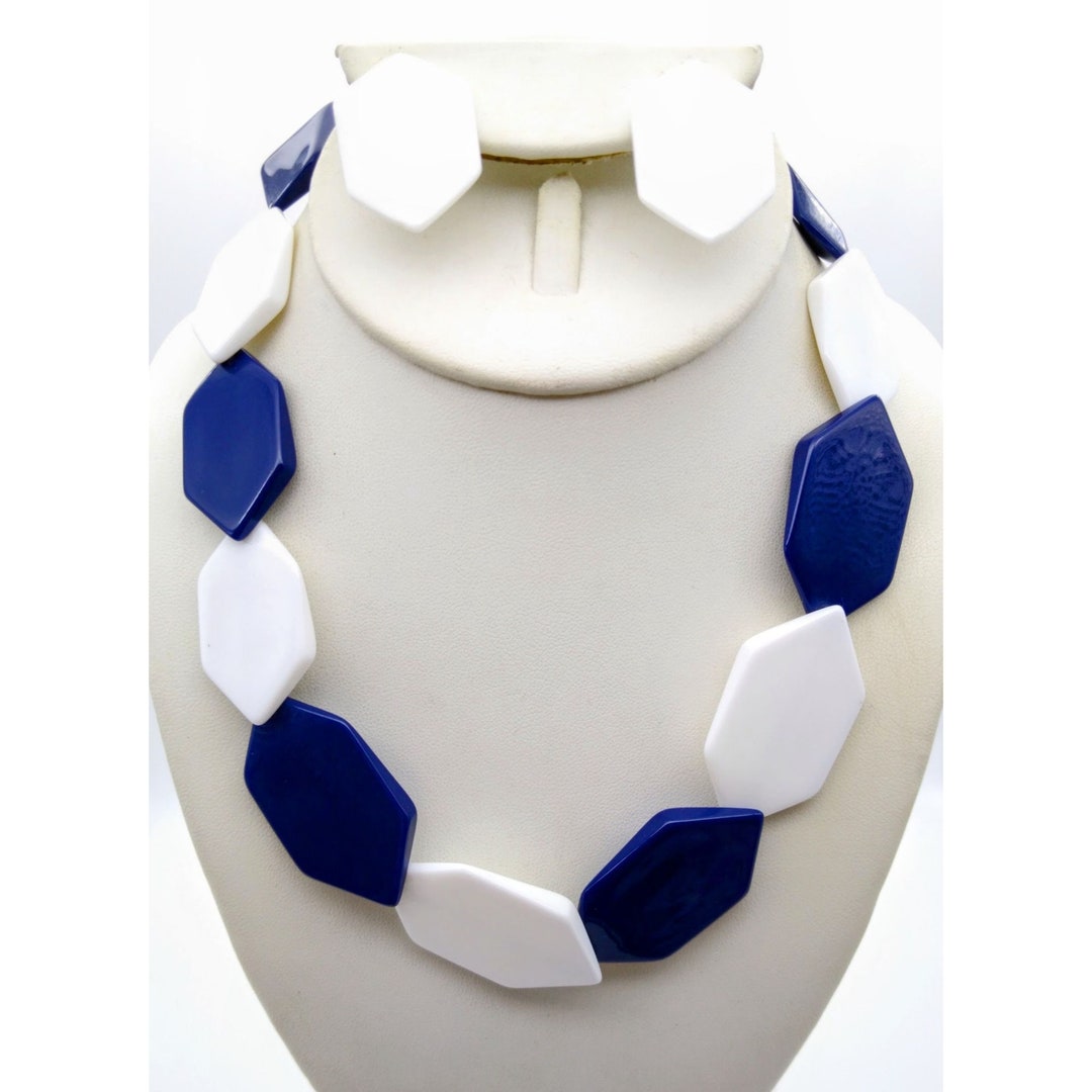 Park Lane Mod Geometric Jewelry Parure, Matching Set of Lucite Beaded ...