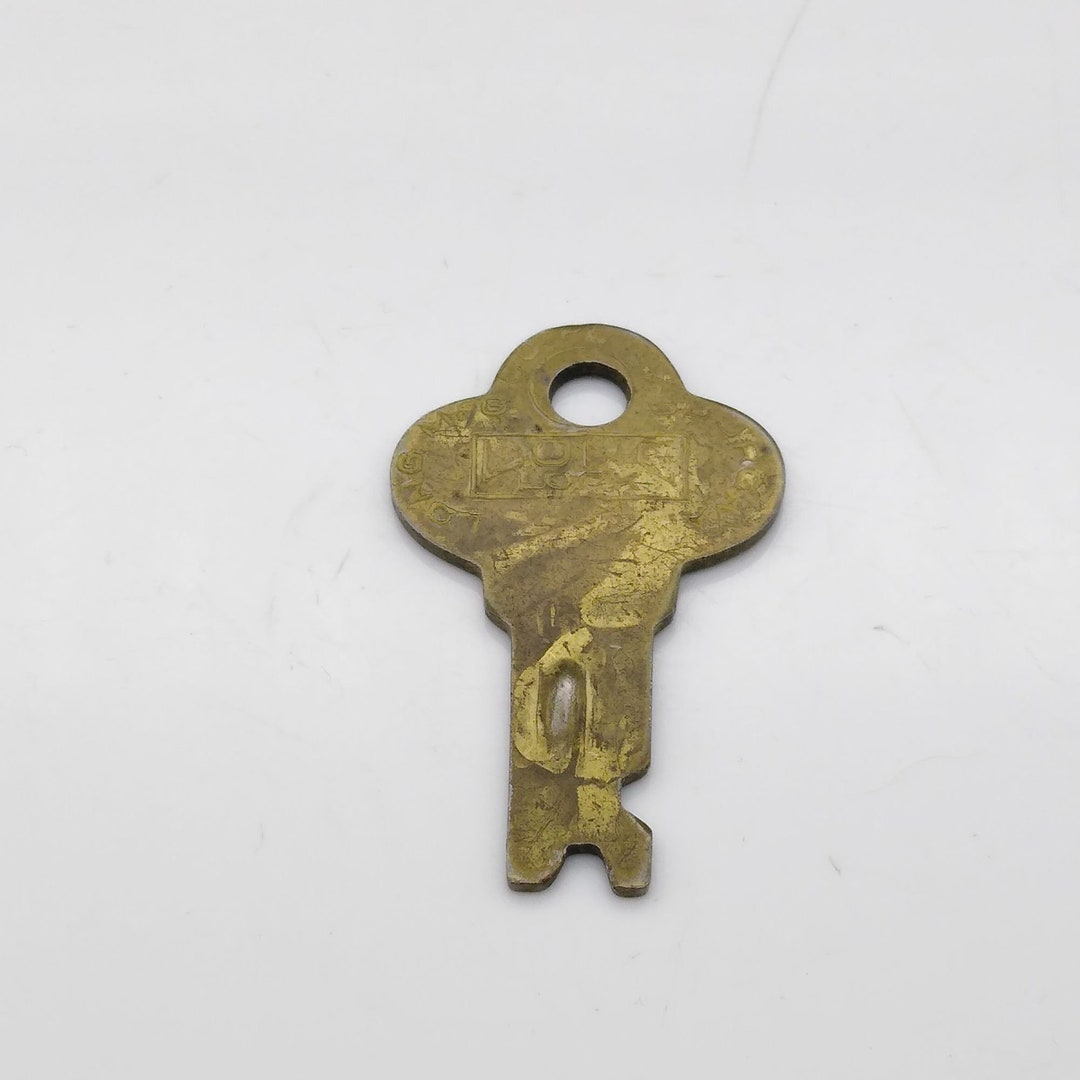 Vintage Long Lock Key, Flat Brass T46 - Etsy