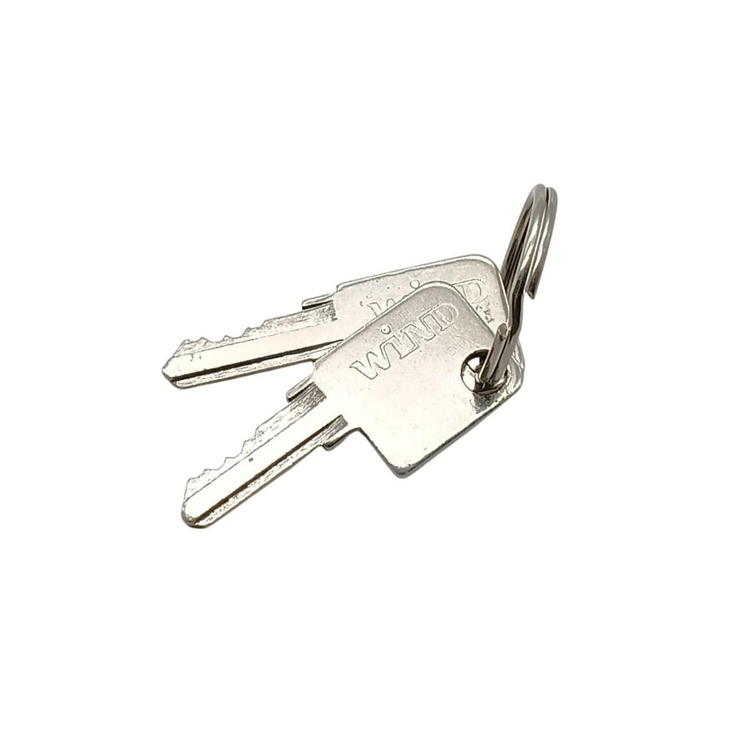 Vintage Pair Wind GM204 Keys With Metal Ring - Etsy