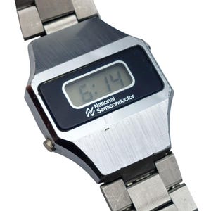 Rare Vintage National Semiconductor Novus LCD Chunky Retro Watch New ...