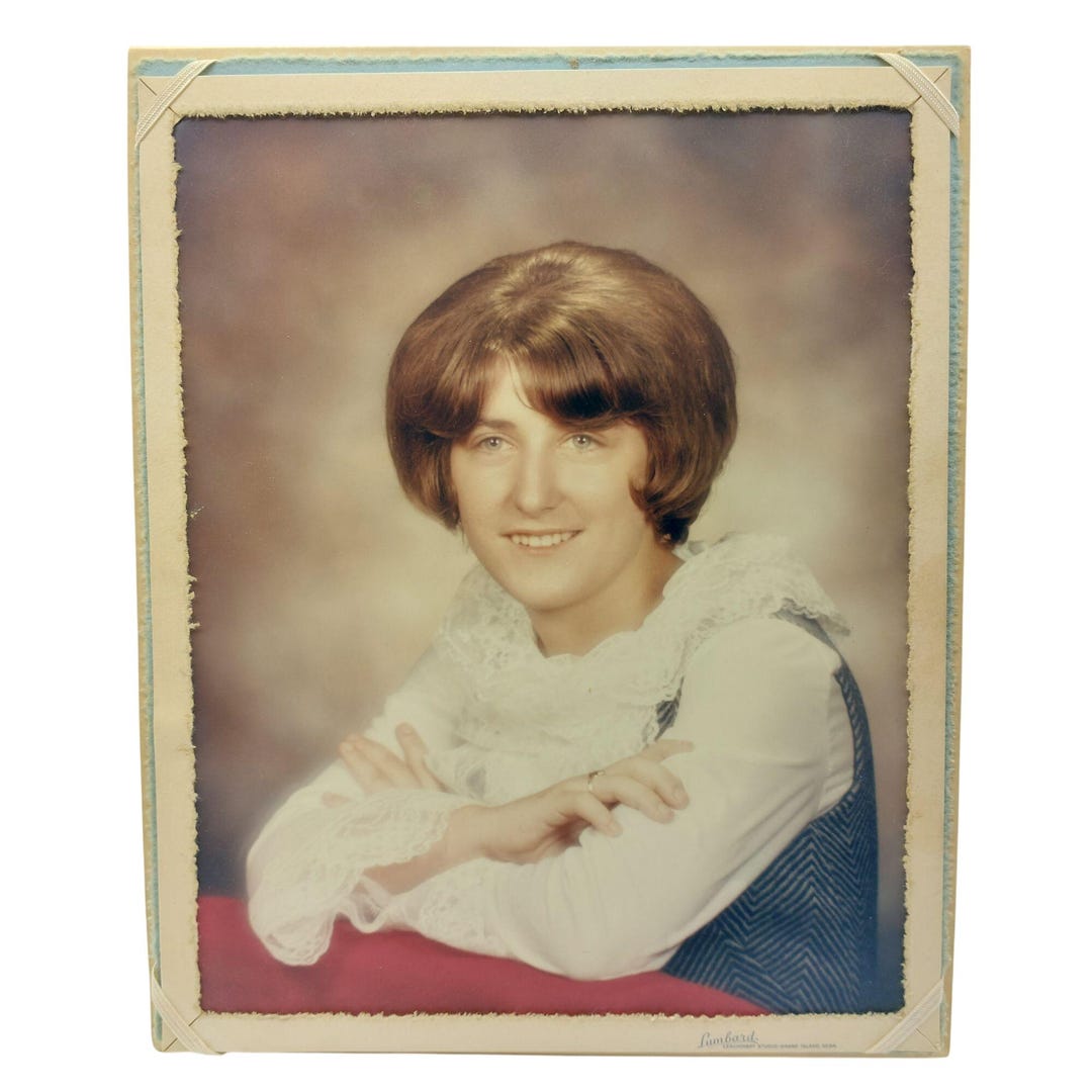 Vintage Portrait Photo Set in Cabinet Card, Original Full Color Glamour ...