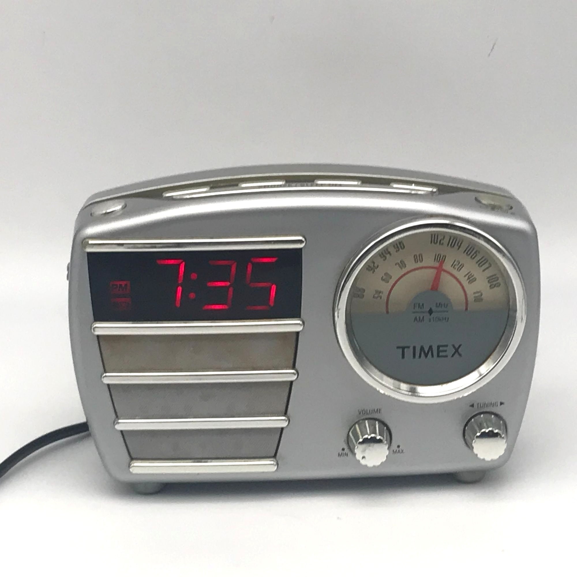 Retro Alarm Clock Radio