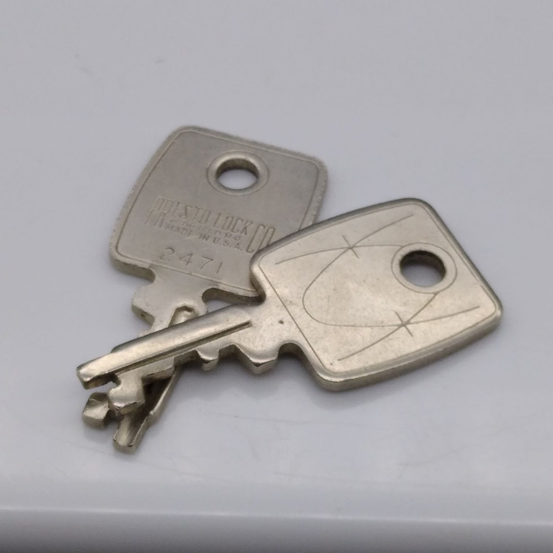 Vintage Presto Lock 2471 Luggage Key PAIR - Etsy