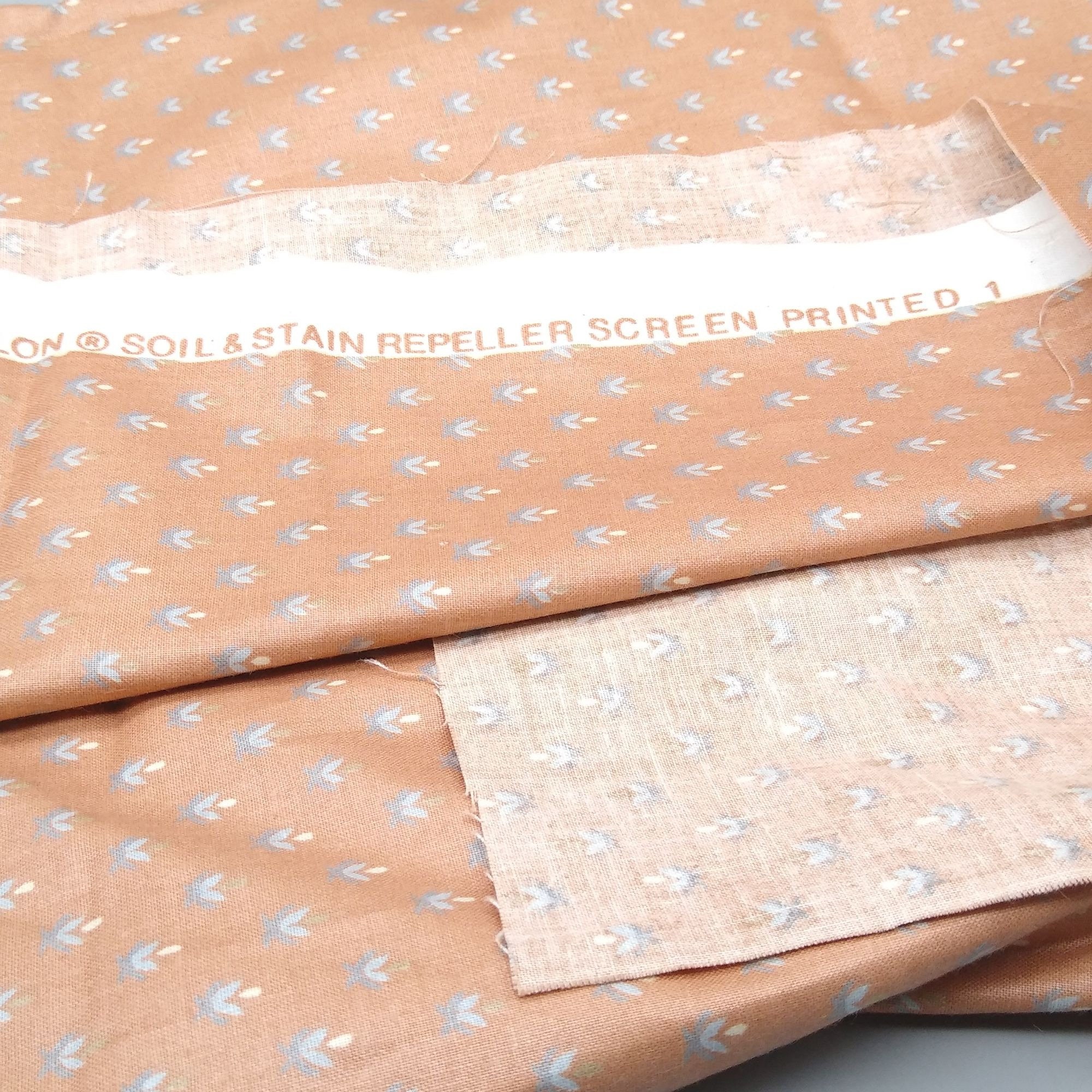 Vintage Margin Designs Screen Print Cloth, Mauve With Blue Flowers ...
