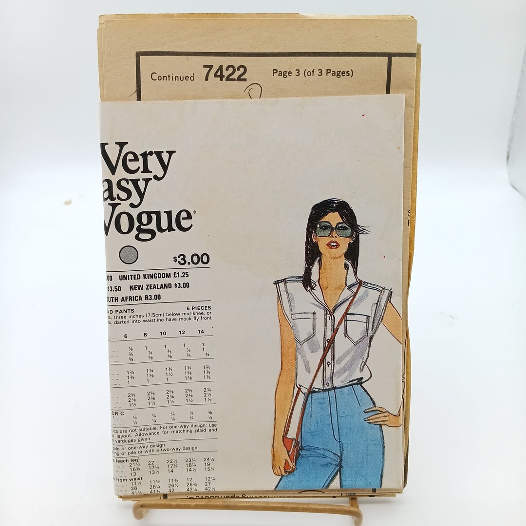 UNCUT Vintage Sewing PATTERN Vogue 7422, Very Easy Ladies 1980s Shorts ...