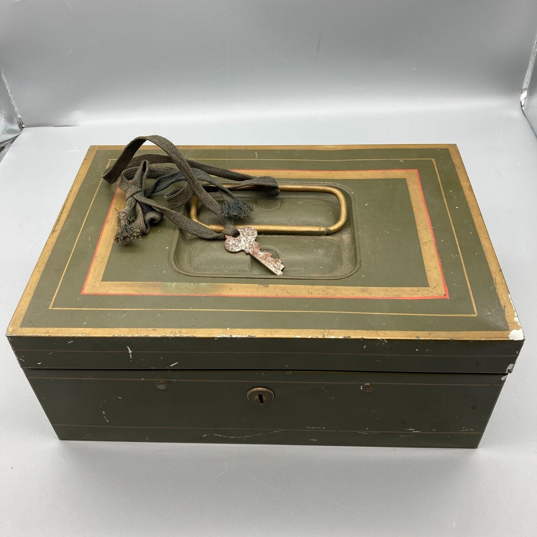 Vintage Metal Lock Box With Original Key Army Green With - Etsy