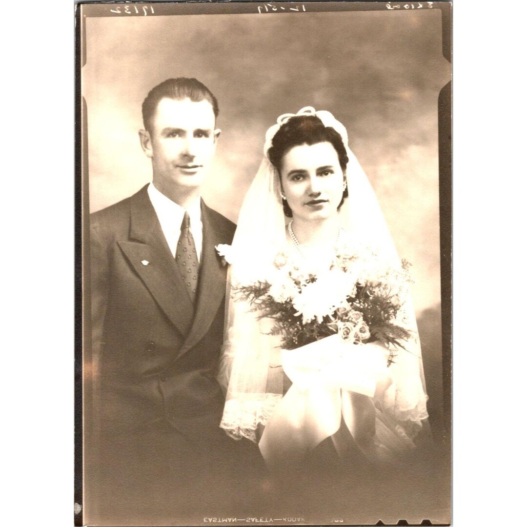 Vintage Sepia Wedding Photo 1940s Bride & Groom Portrait Classic Attire 5x7 - Etsy